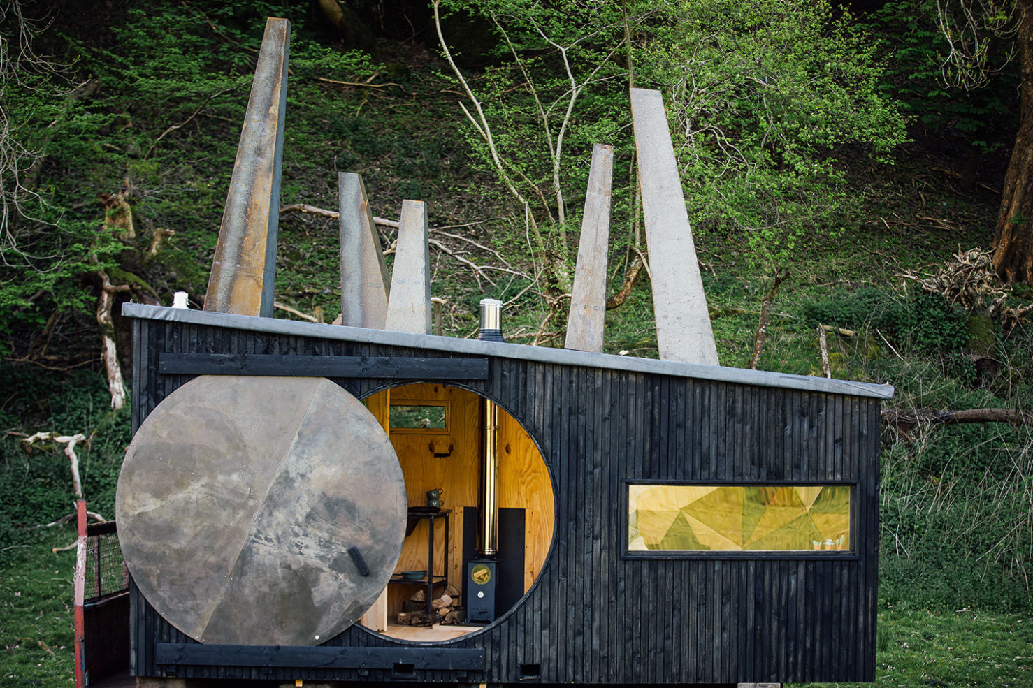 Nomadic homes: radical designs for life on the move