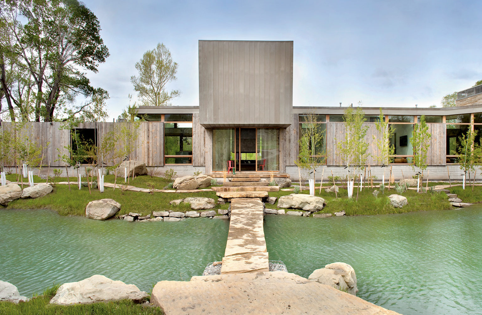 Living on water: homes that reinvent the life aquatic