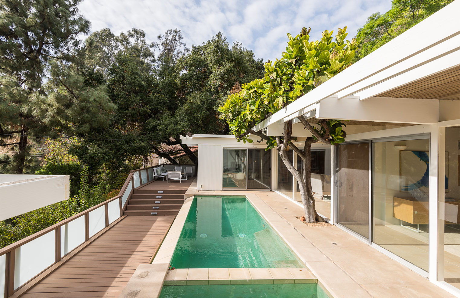 Composer Paul Buckmaster’s LA home hits the market for $1.4m