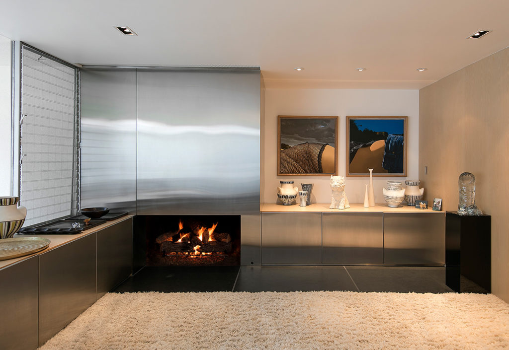 Richard Neutra’s refreshed Hammerman House lists for $13.5m in LA
