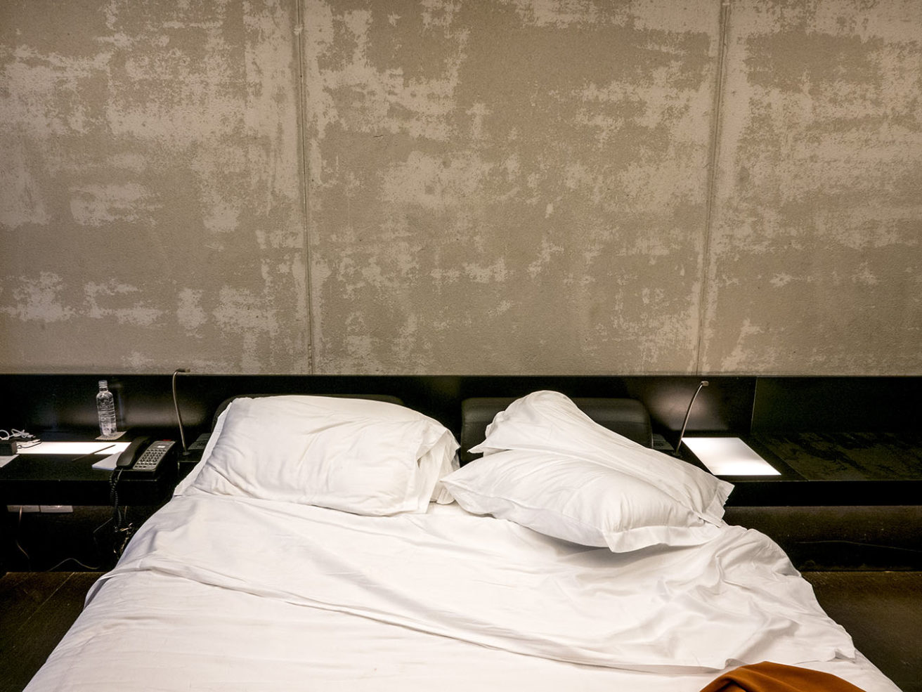 What empty hotel rooms reveal about their former occupants