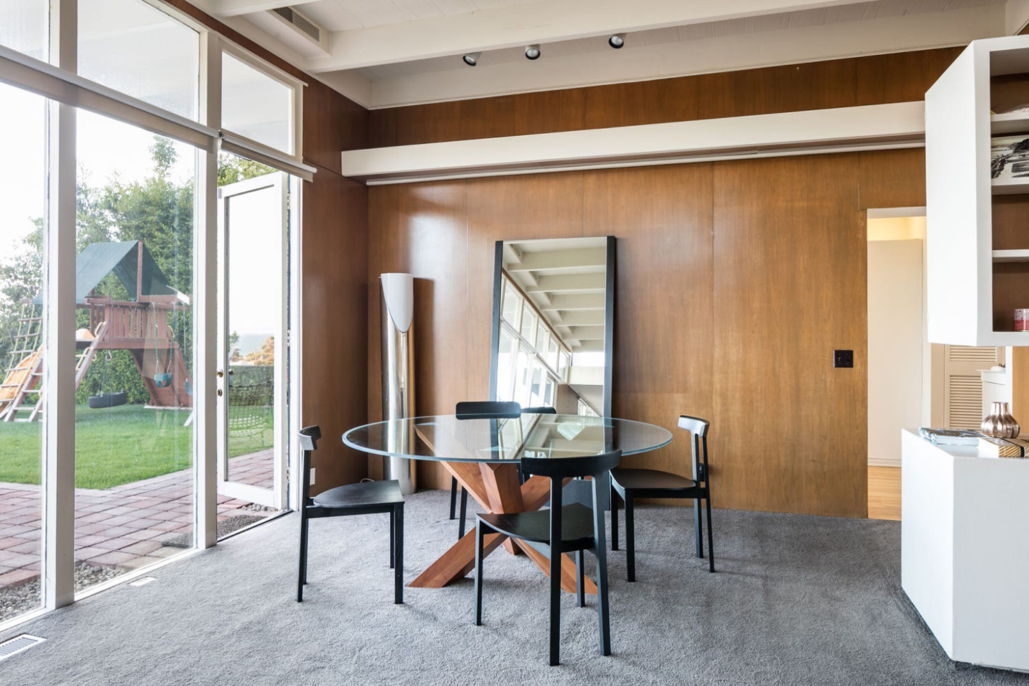 Experimental Case Study house in LA lists for $10m