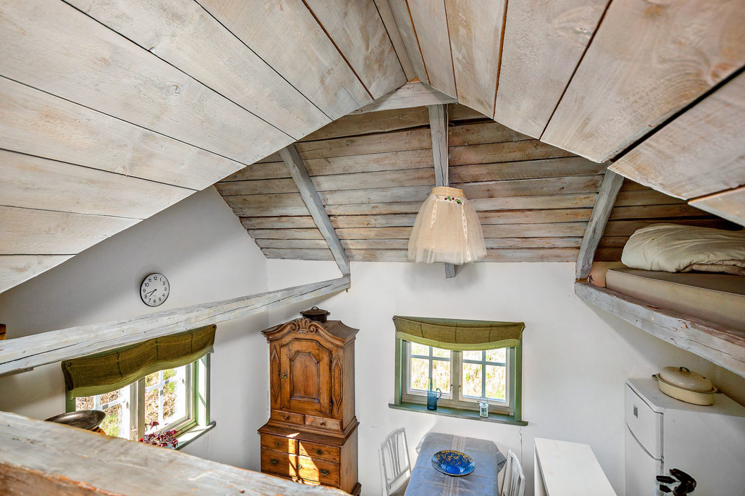 Swedish farmhouse fixer-upper lists for £357k