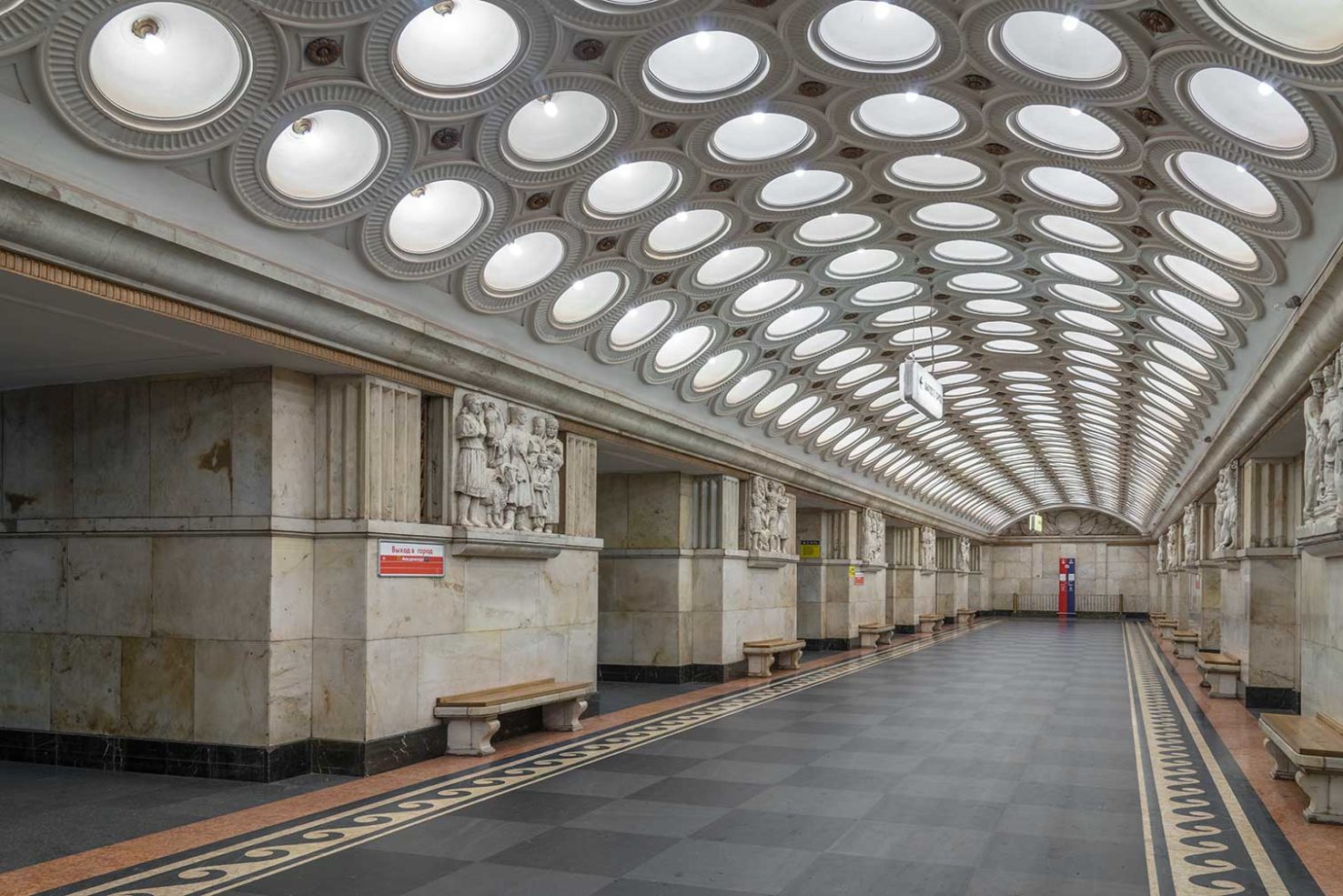 Tour the subterranean palaces of the Moscow Metro