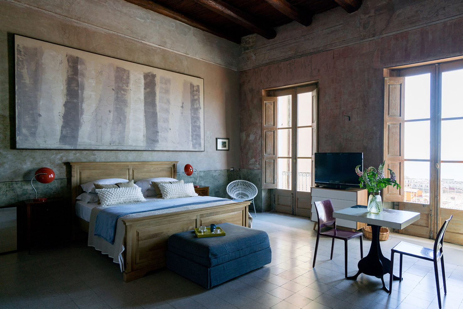Holiday home of the week: a contemporary apartment in a old Italian ...