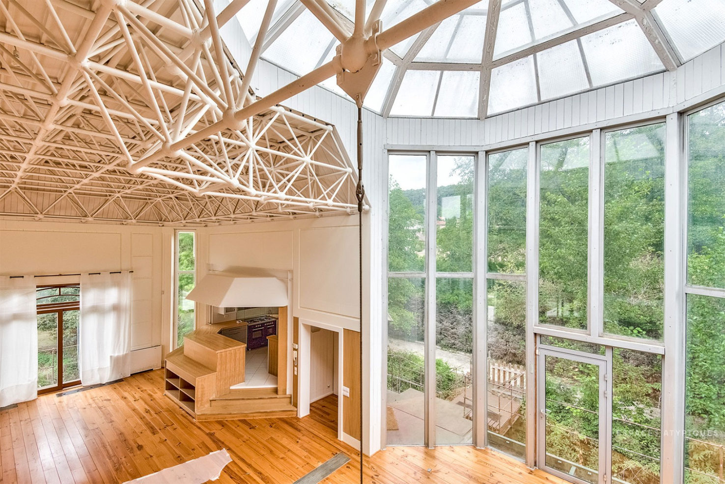 Marc Held's steel house on stilts lists for €1.7m in Paris - The Spaces