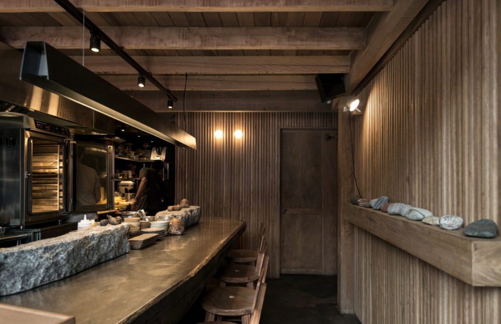 Lima restaurant Mérito channels rustic cabin vibes - The Spaces