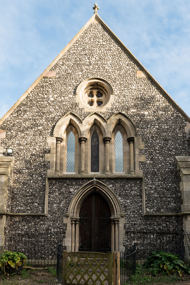 Go inside a dramatic Gothic church conversion in the UK’s Kent - The Spaces