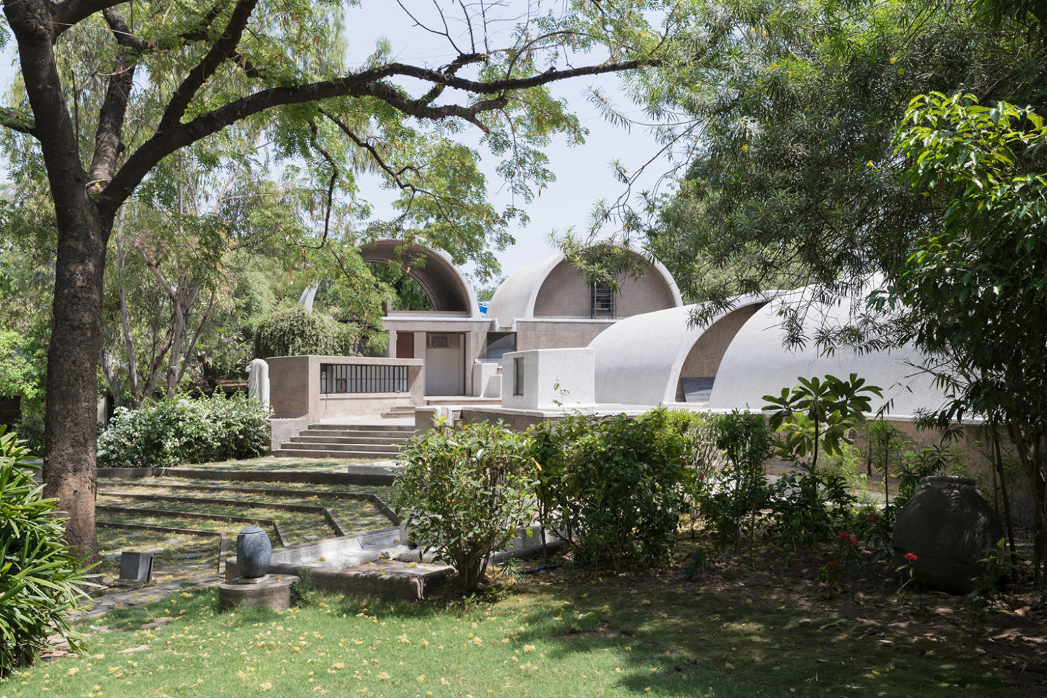 7 seminal projects by Pritzker Prize winner Balkrishna Doshi - The Spaces