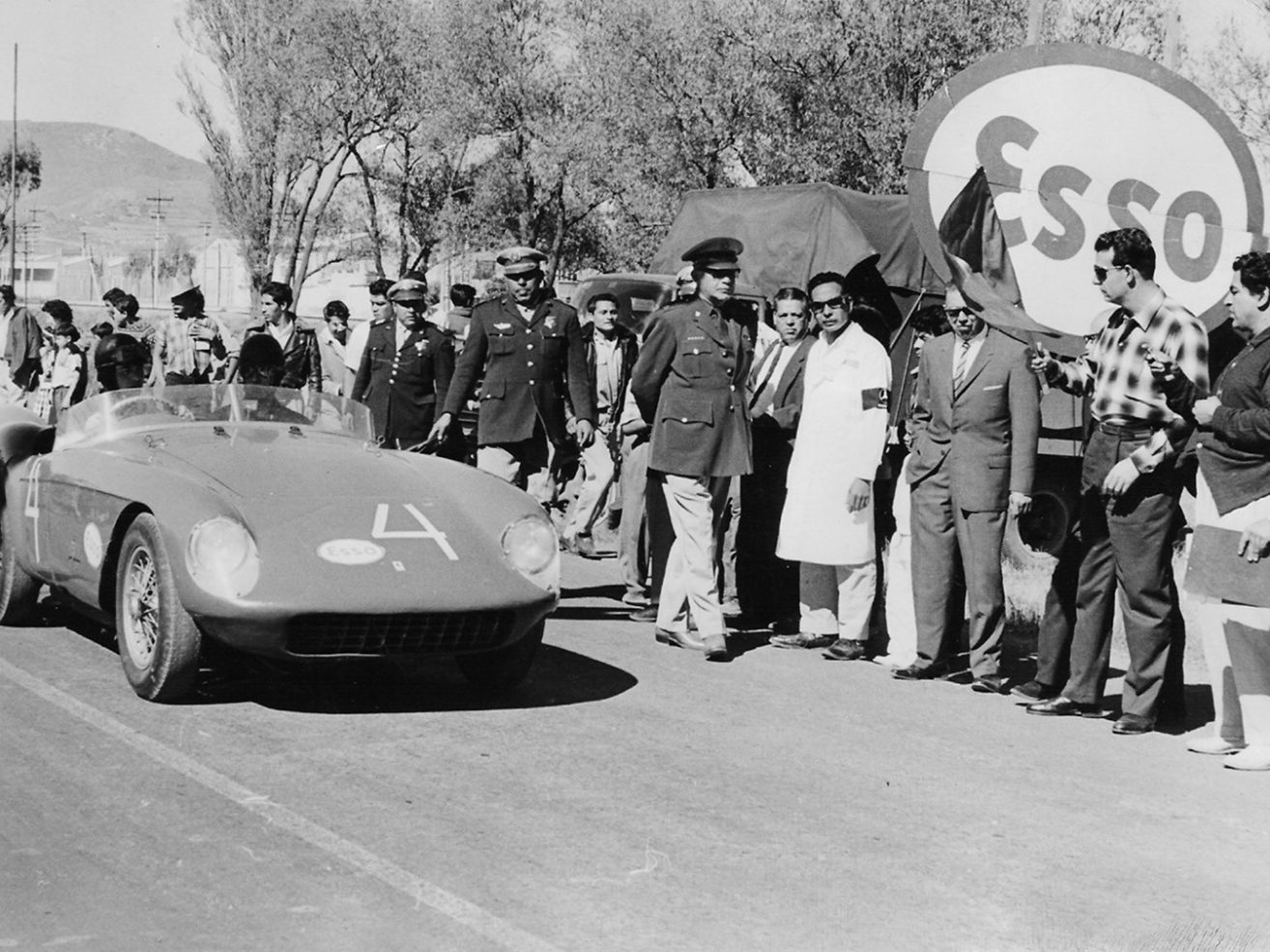 Ultra-rare Ferrari 500 Mondial Spider by Pininfarina is up for auction ...