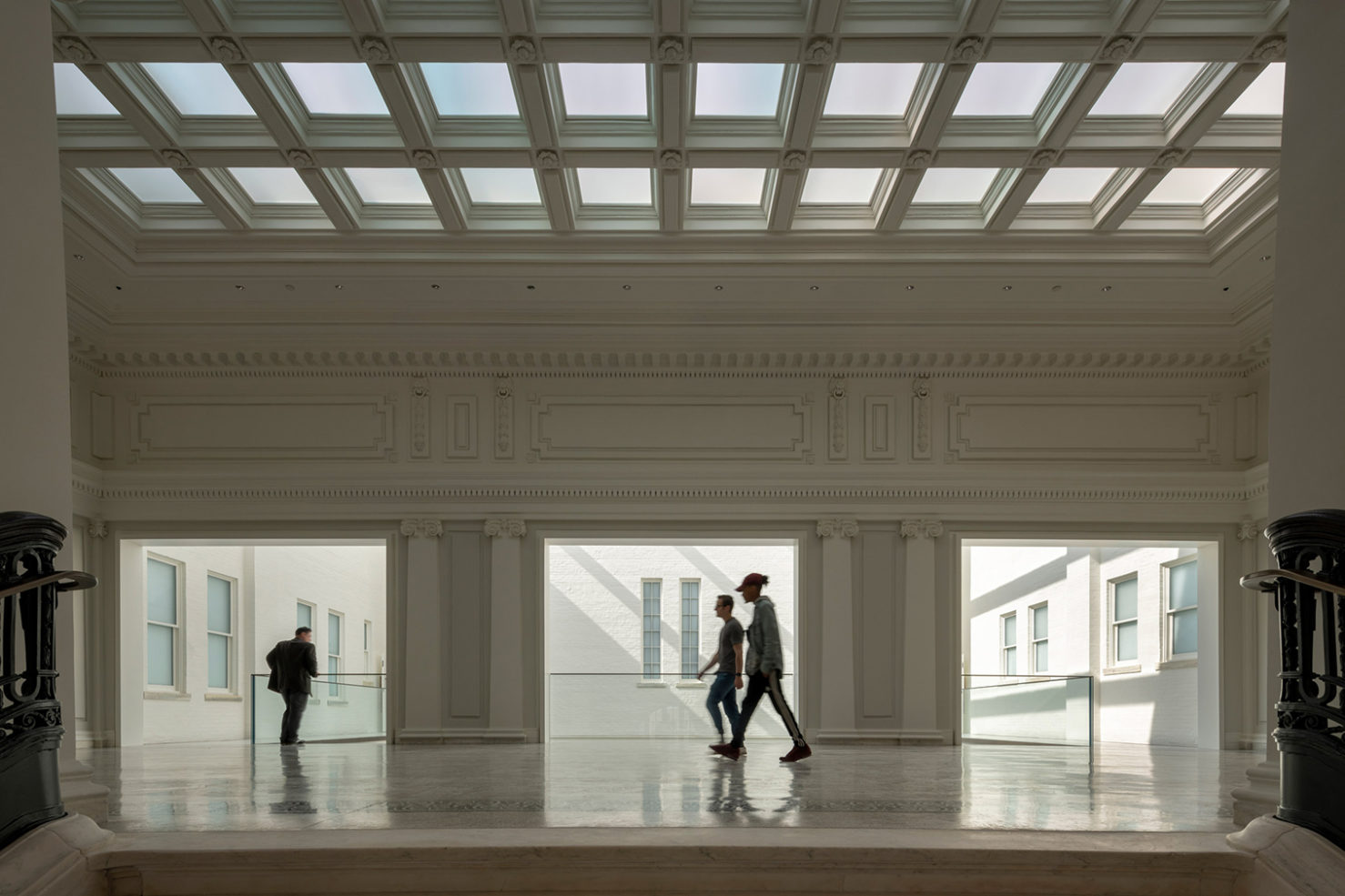 Washington DC’s first public library is now an Apple store - The Spaces