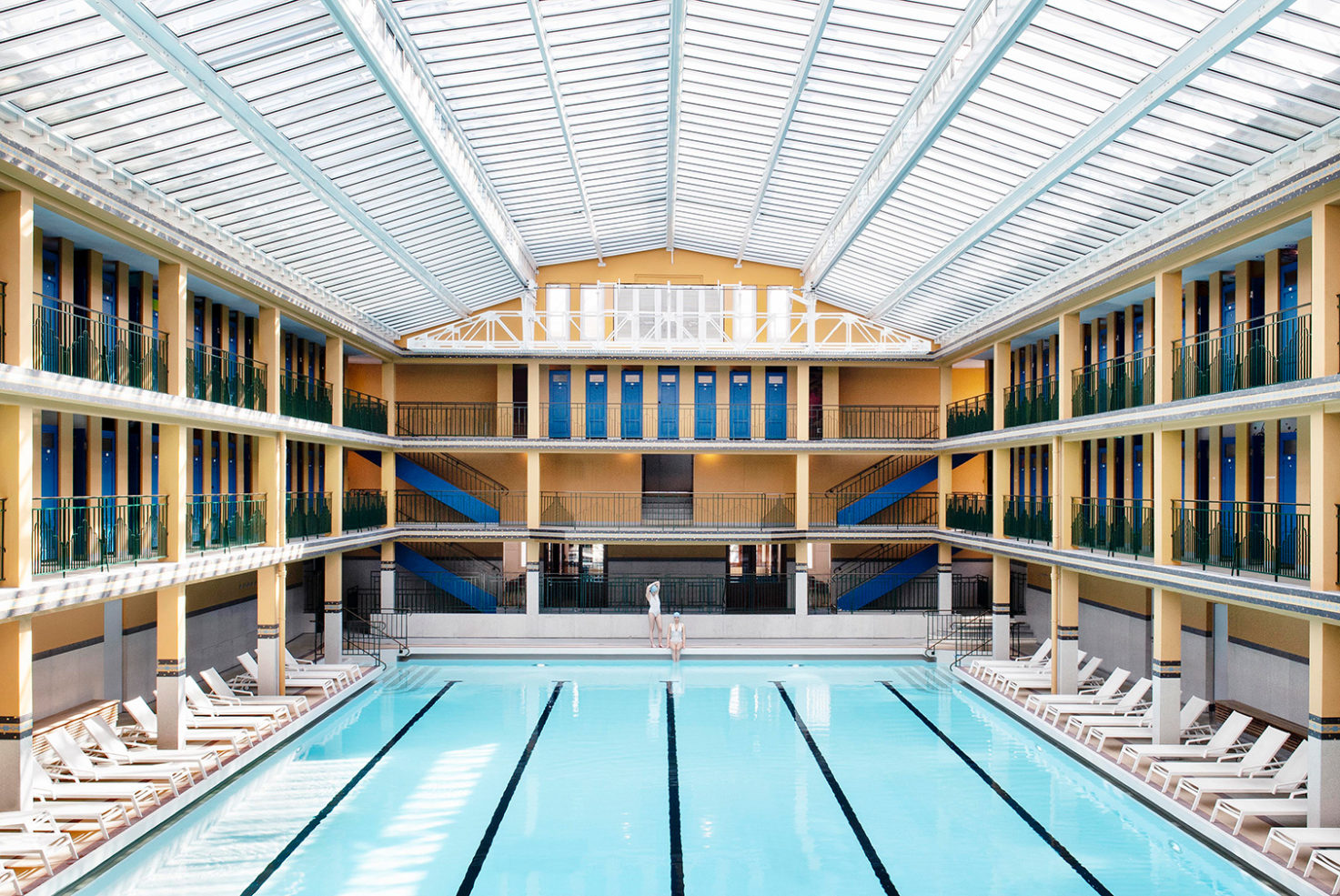 Photographer Soo Burnell makes a splash with series Poolside - The Spaces