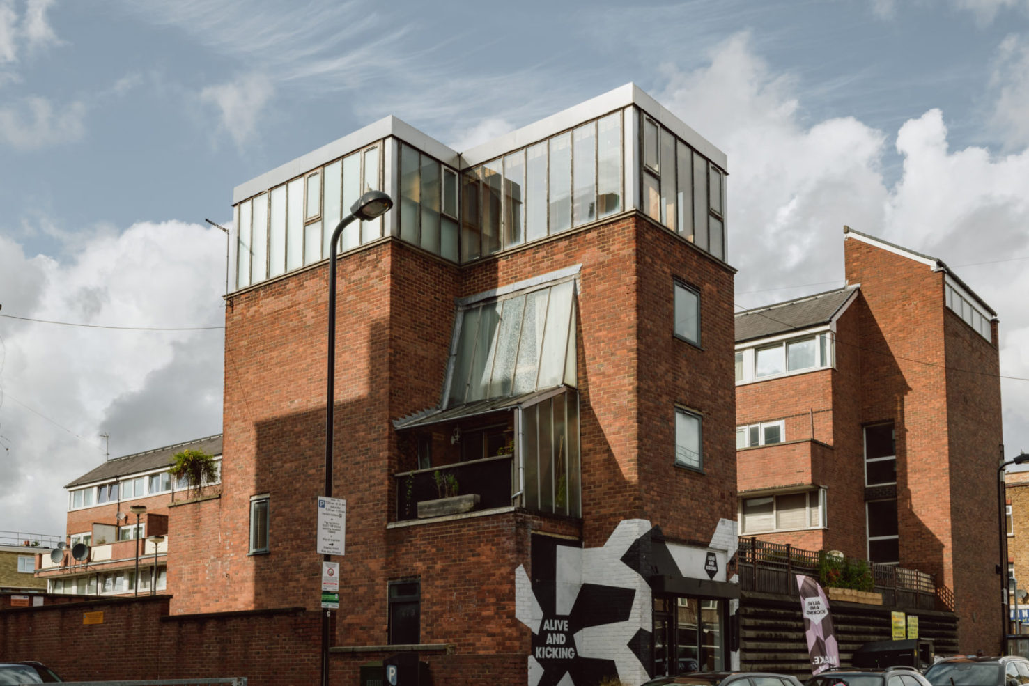 Updated Shoreditch home by Lynch Architects is for sale - The Spaces