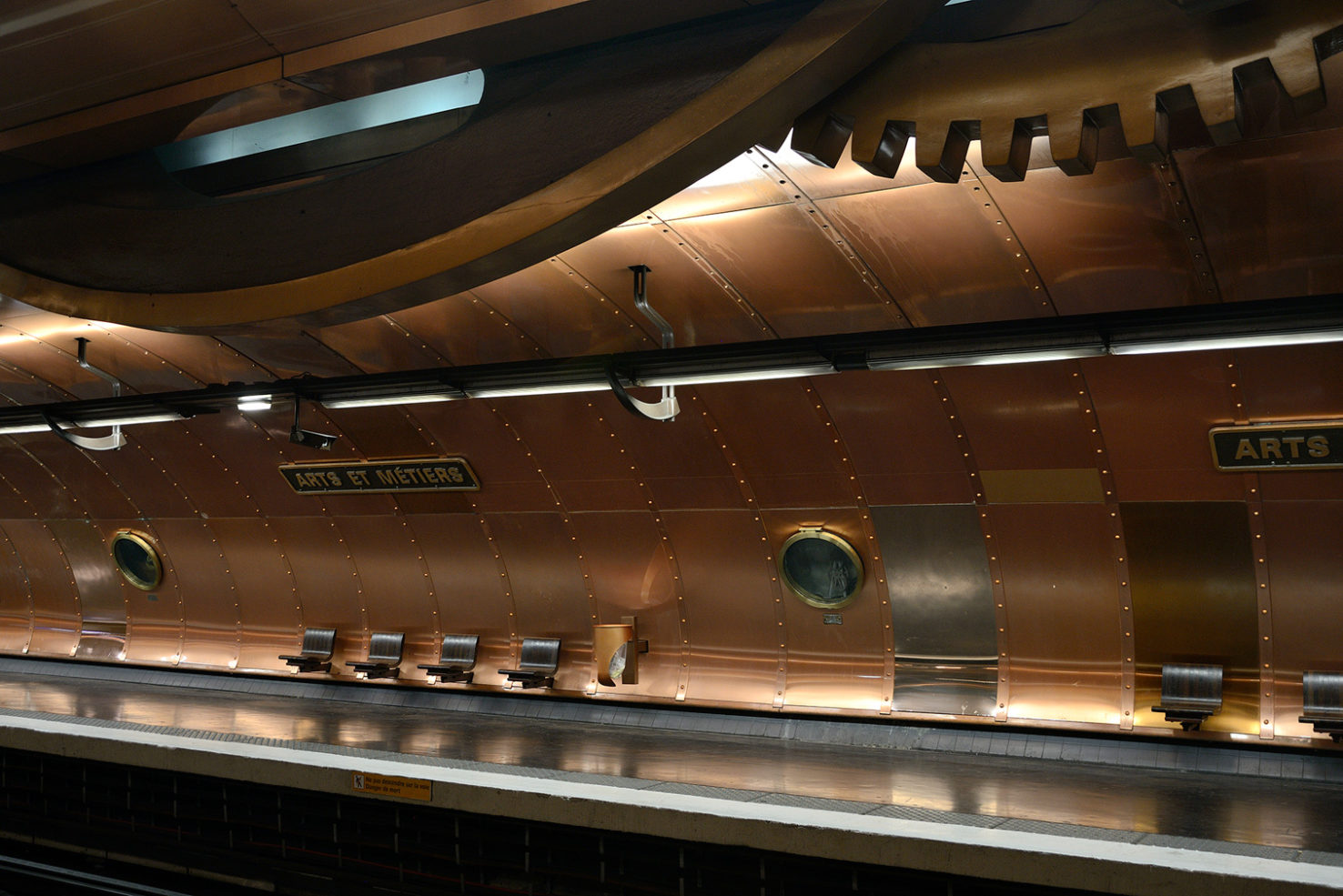 Take an architectural tour of the Paris Métro system - The Spaces