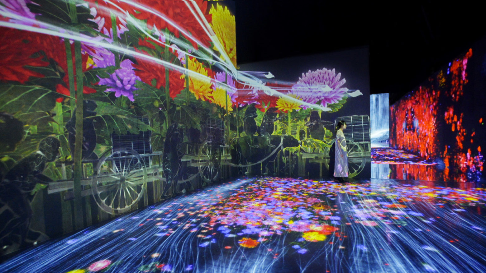 TeamLab has opened its surreal Shanghai digital art museum - The Spaces