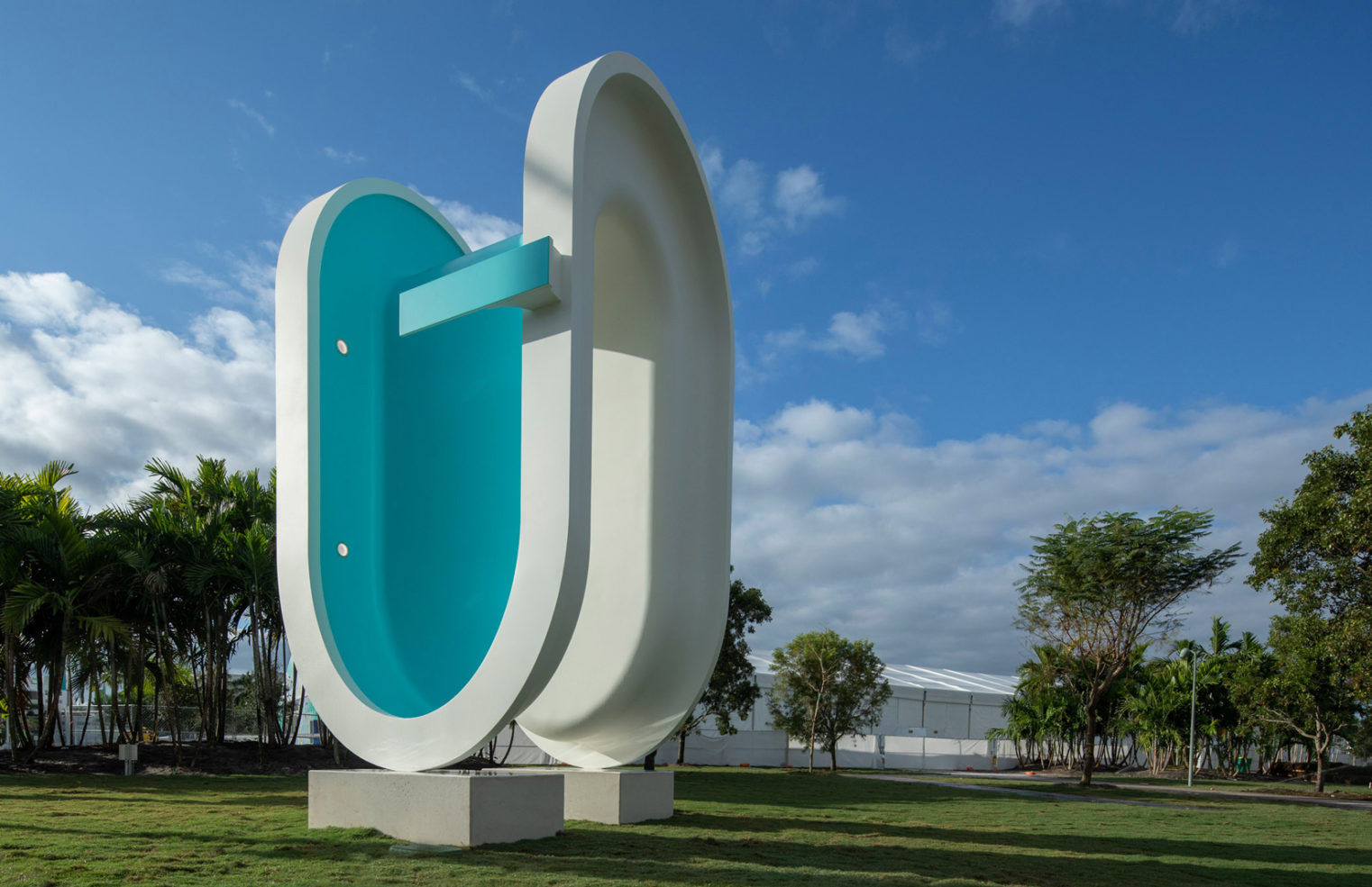 Elmgreen and Dragset unveil a folded swimming pool in Miami - The Spaces