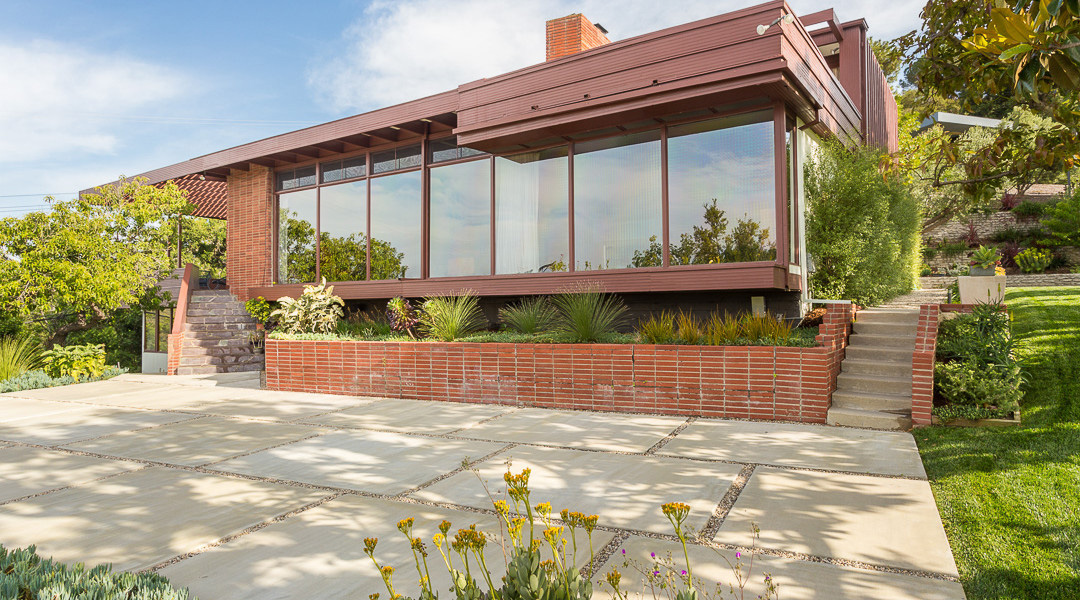 Rodney Walker's Case Study-inspired Asher Residence lists in Los ...