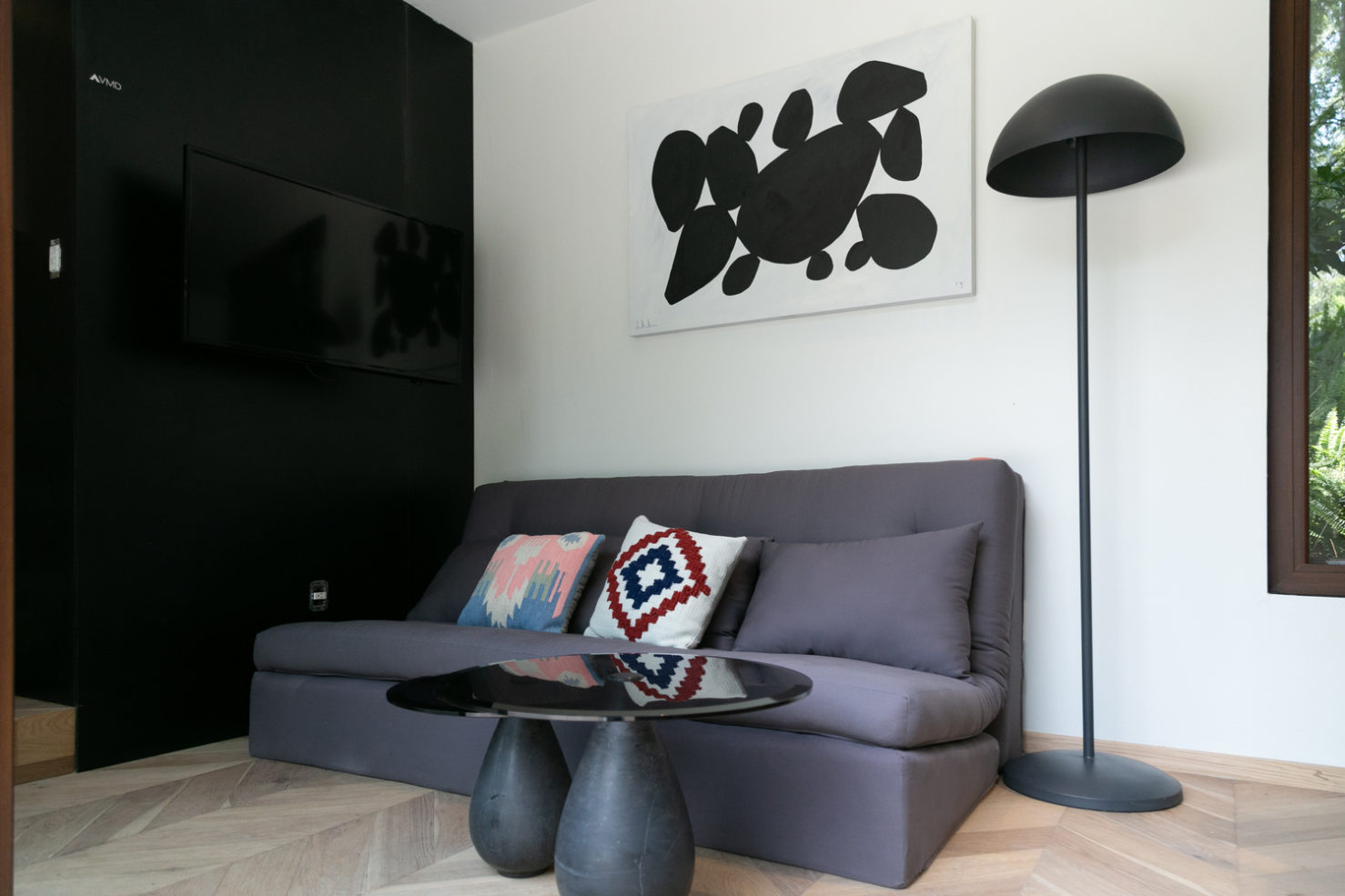 Studioroca puts a sophisticated spin on the shipping container home - The Spaces