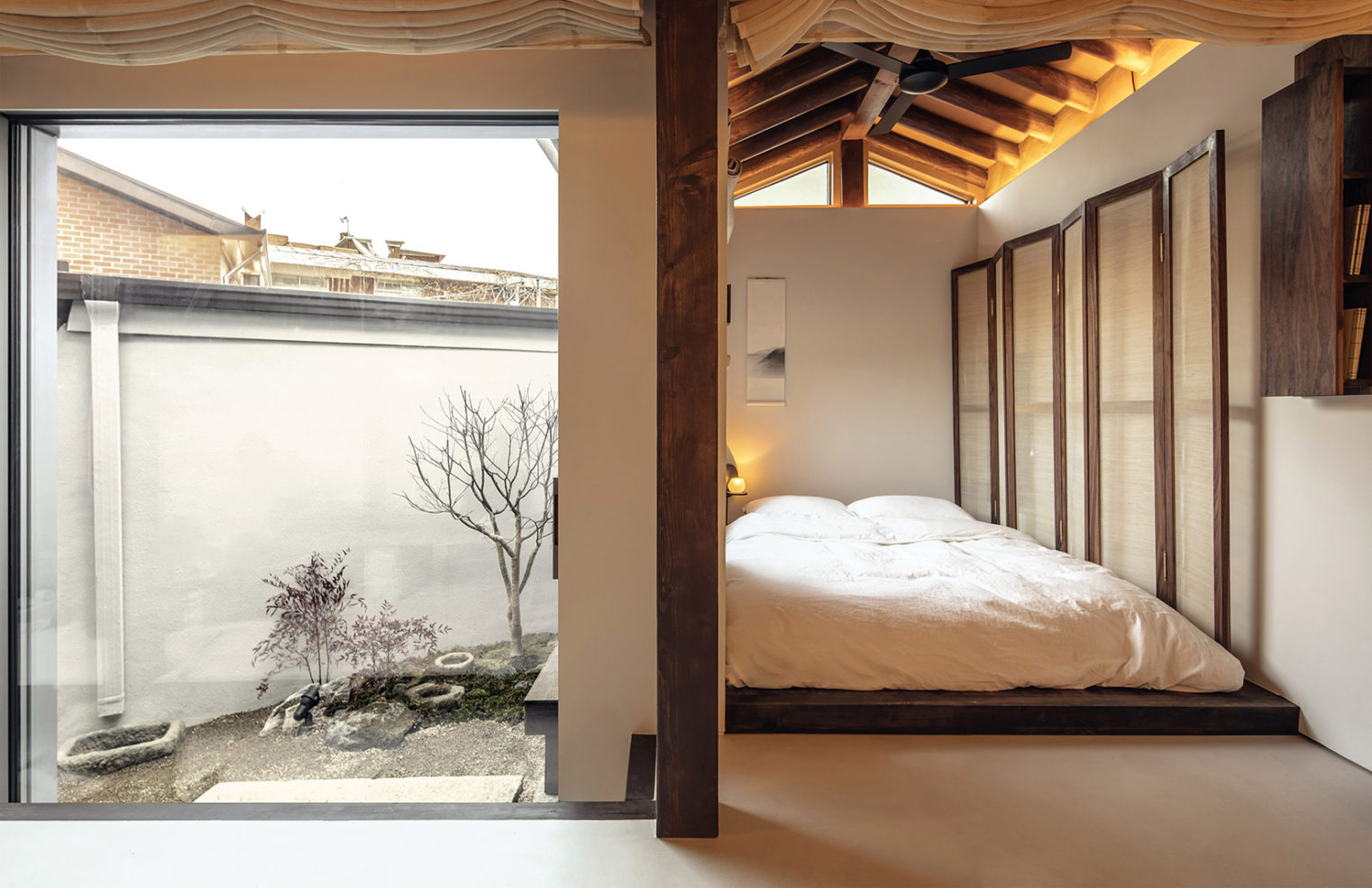 This one-room hotel in Seoul is a tranquil escape from the city streets ...