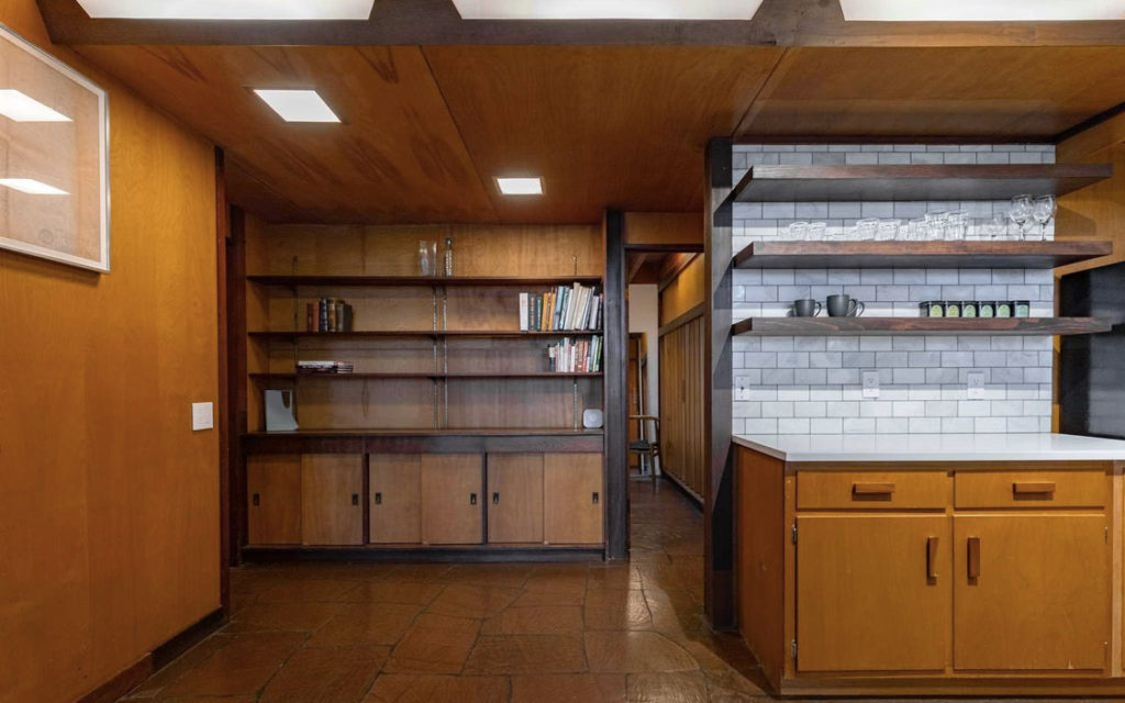 Usonian style home by Aaron Resnick hits the market in New York - The ...