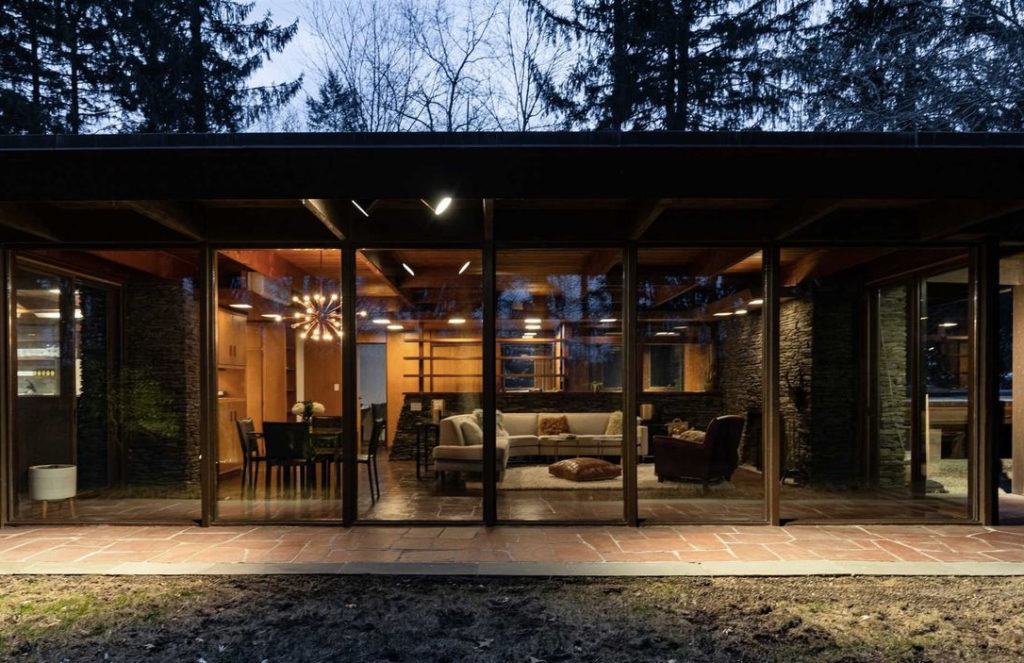 Usonian style home by Aaron Resnick hits the market in New York - The ...
