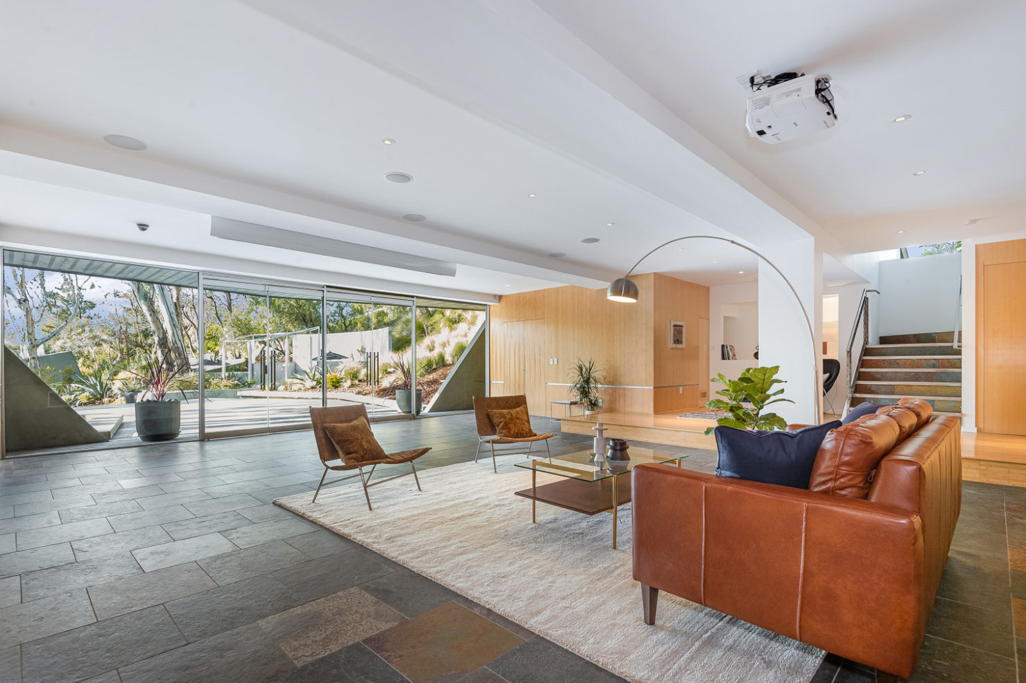 Harry Gesner’s 1960 Triangle House is for sale in Los Angeles - The Spaces