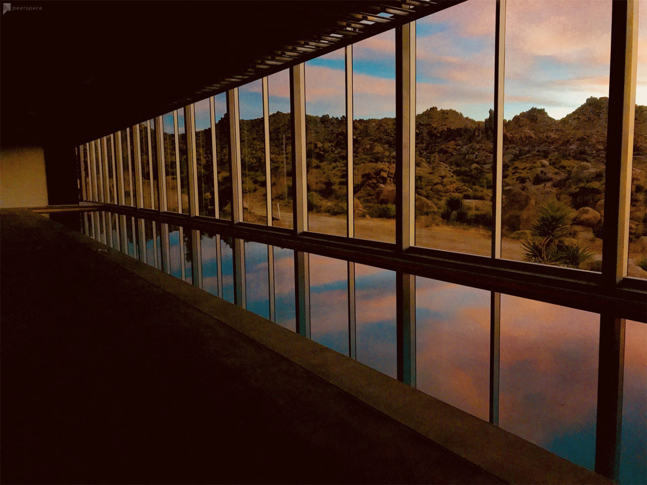 Invisible House reflects the Californian desert from its mirror-clad ...