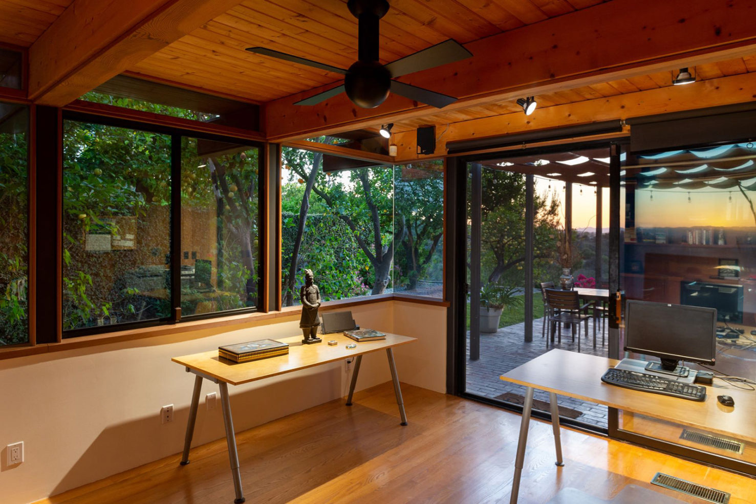 A Japanese-inspired post and beam by Ray Kappe lists in Los Angeles ...