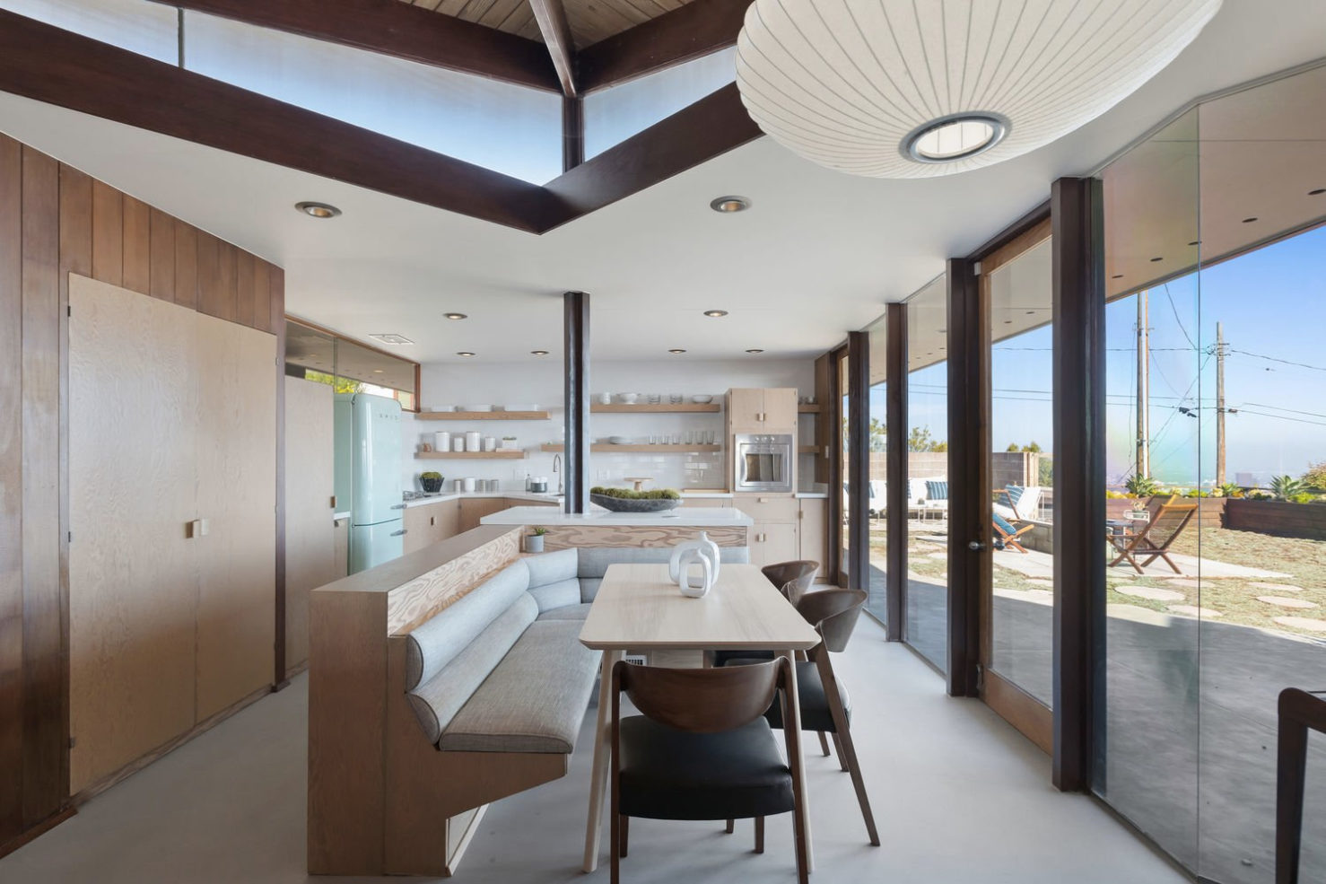 Modernist landmark The Shneidman House has listed in LA for $3.79m ...