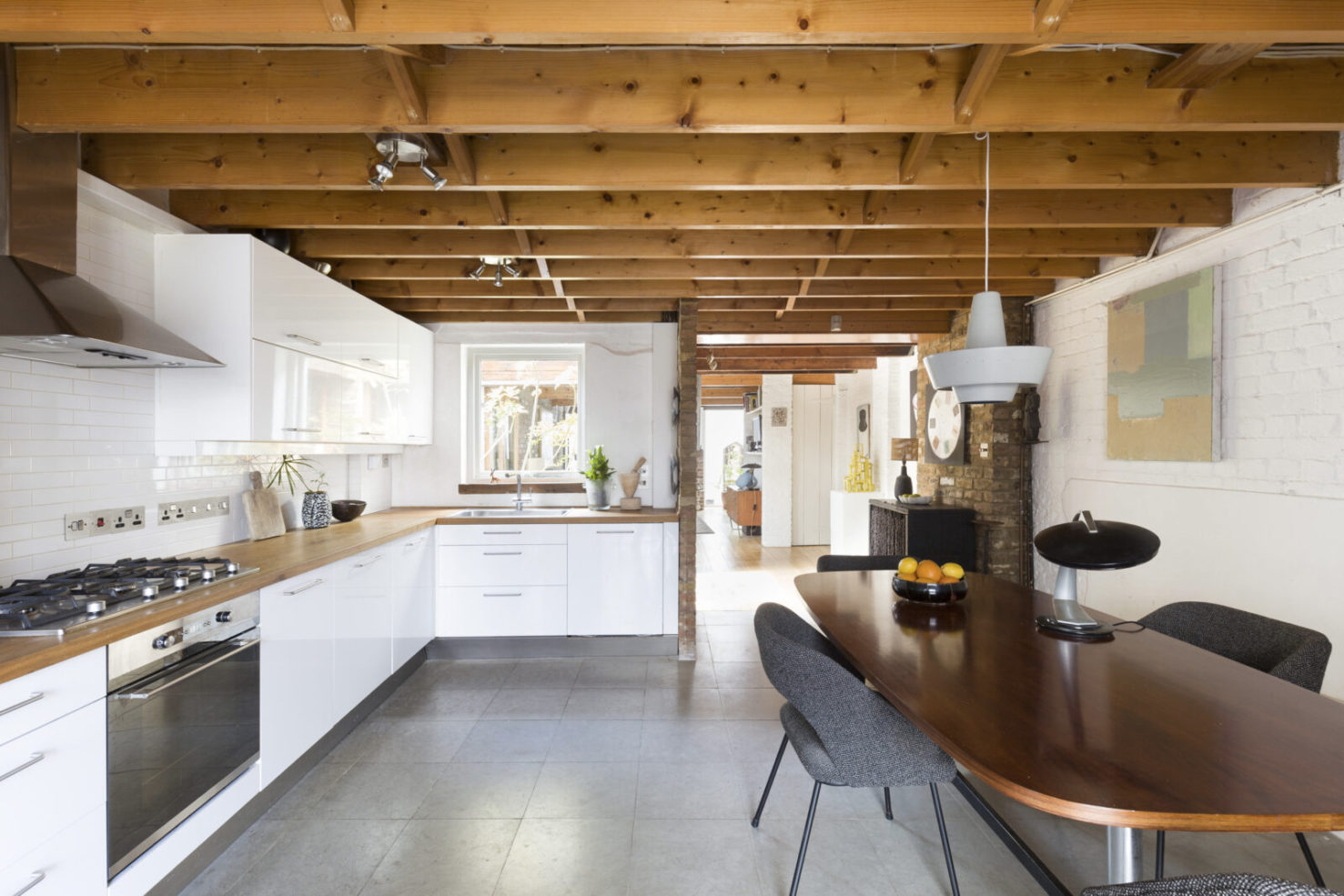 Converted stable asks for £1.25m in London’s East Dulwich - The Spaces