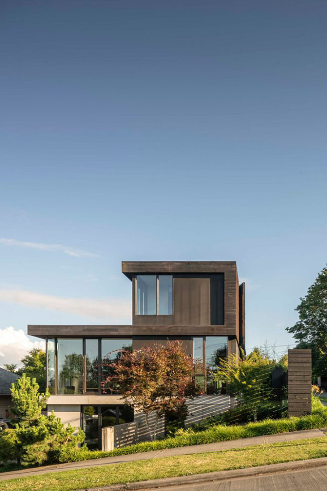 The great outdoors spills into every room of this $2.4m Seattle home ...