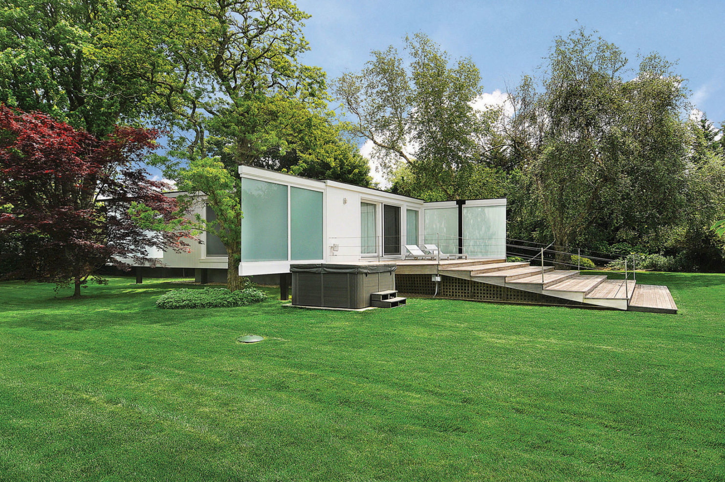 Peter Blake’s seminal Pinwheel House is for rent in the Hamptons - The ...