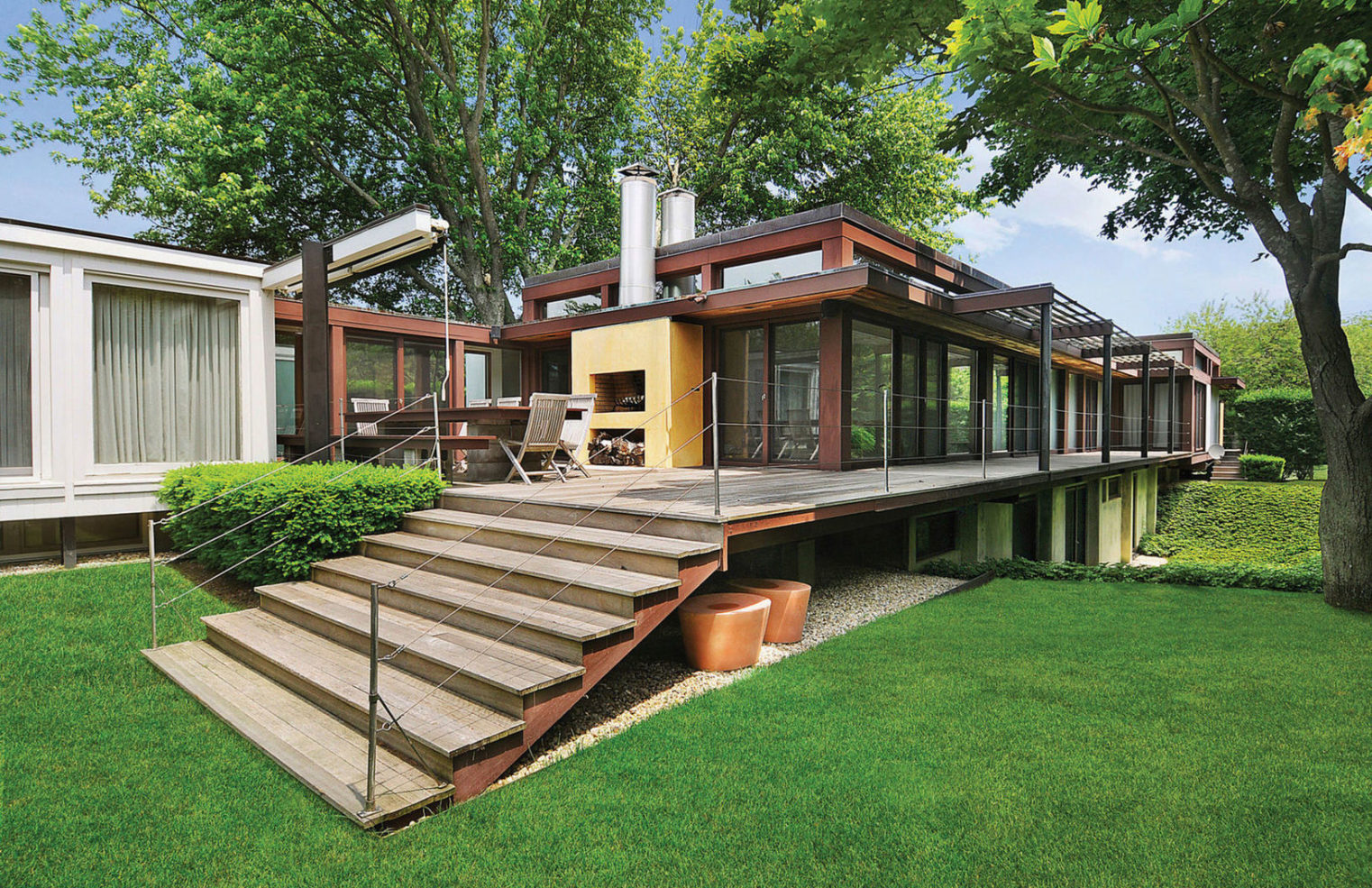 Peter Blake’s seminal Pinwheel House is for rent in the Hamptons - The ...