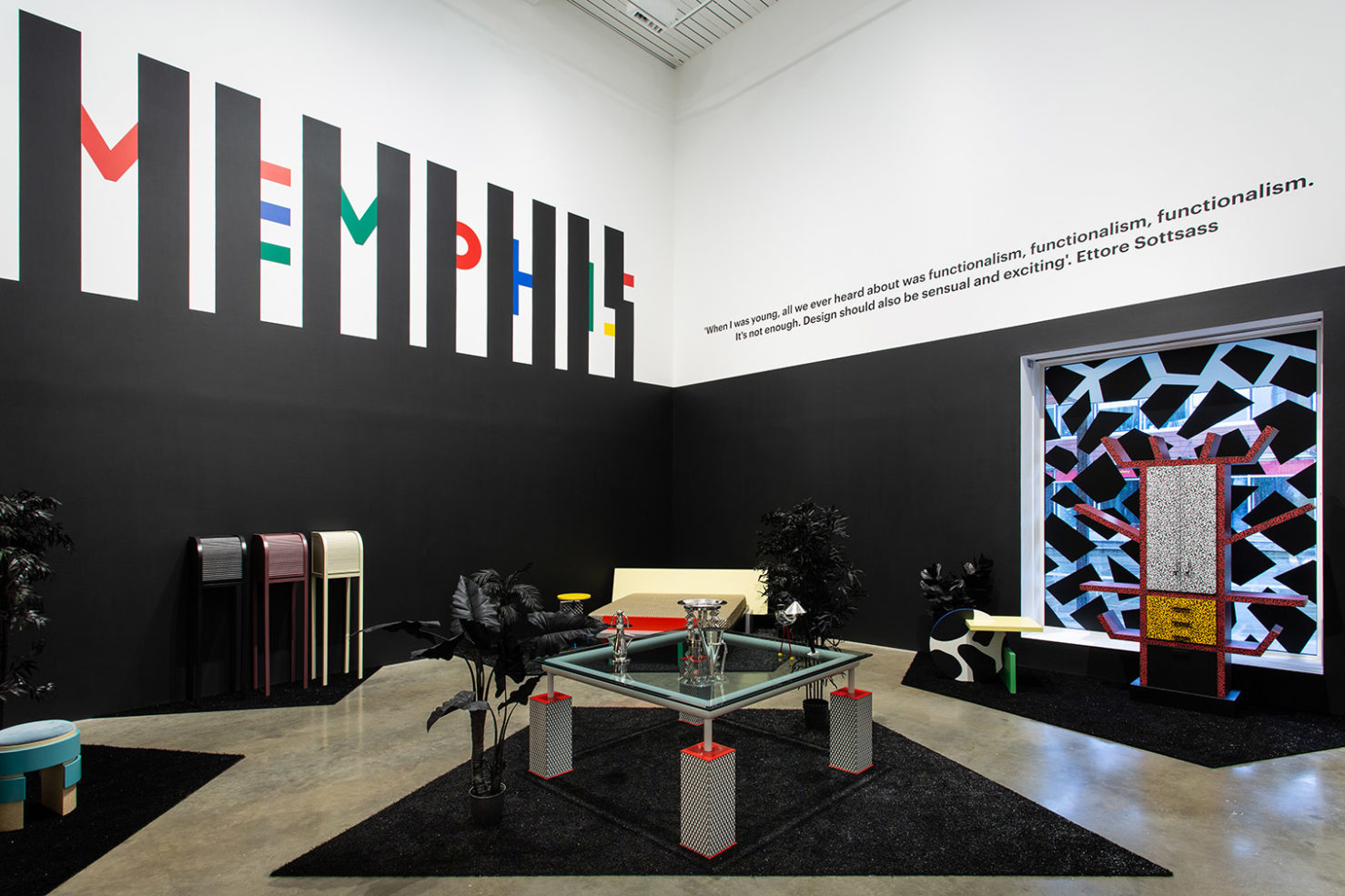'Memphis Plastic Fields' exhibition celebrates rebellious postmodern ...