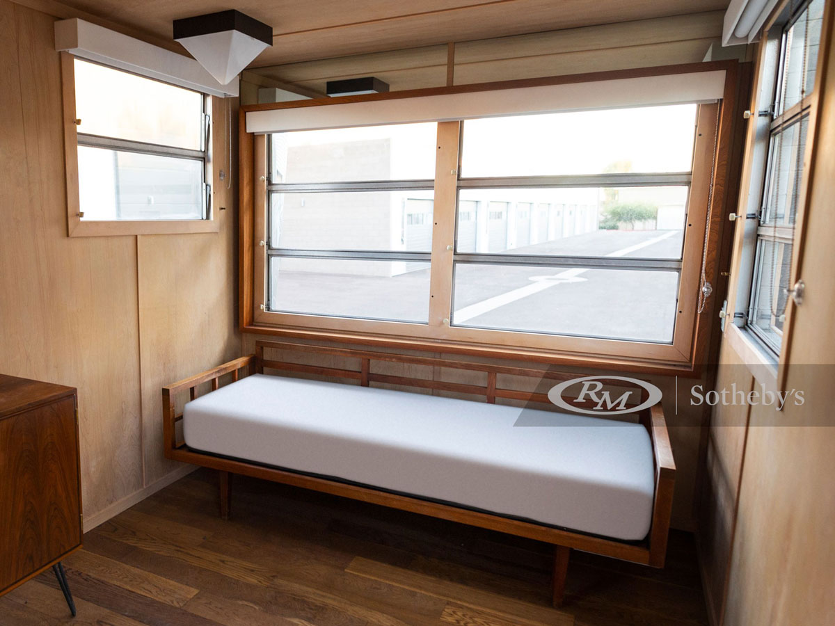 This 47-foot long trailer is the Cadillac of mobile homes - The Spaces