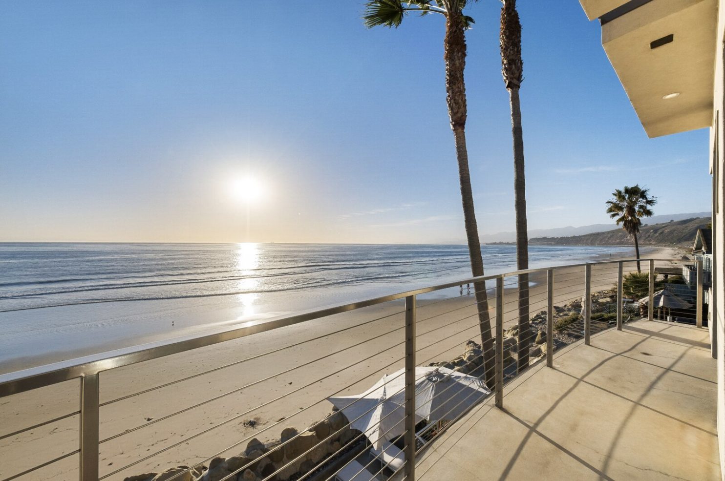 Bryan Cranston lists his oceanfront Californian home - The Spaces