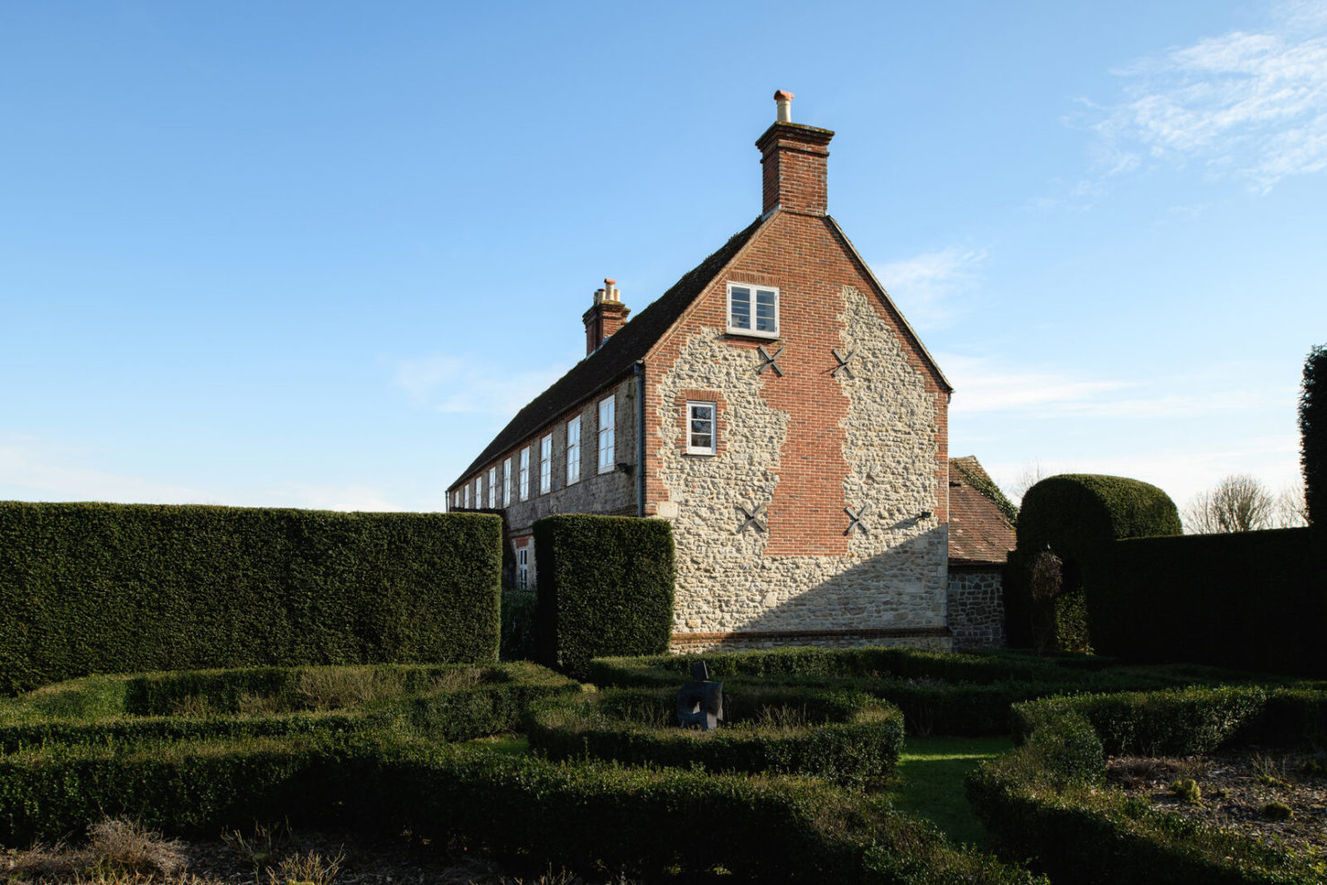 Inigo launches its first listing – the stately Hunston Manor - The Spaces