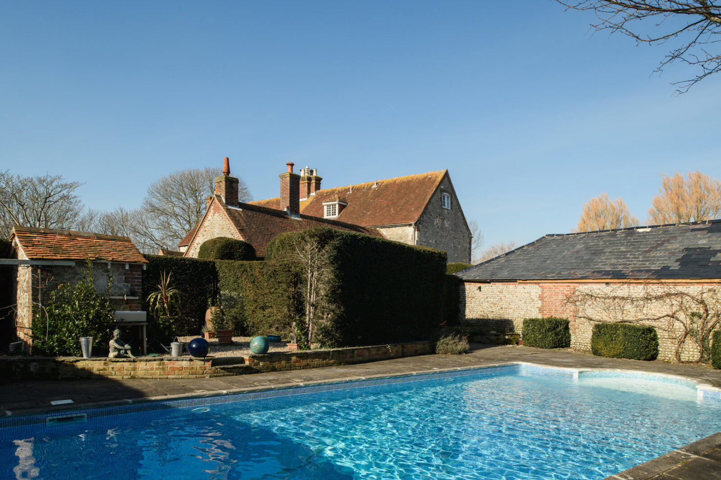 Inigo launches its first listing – the stately Hunston Manor - The Spaces