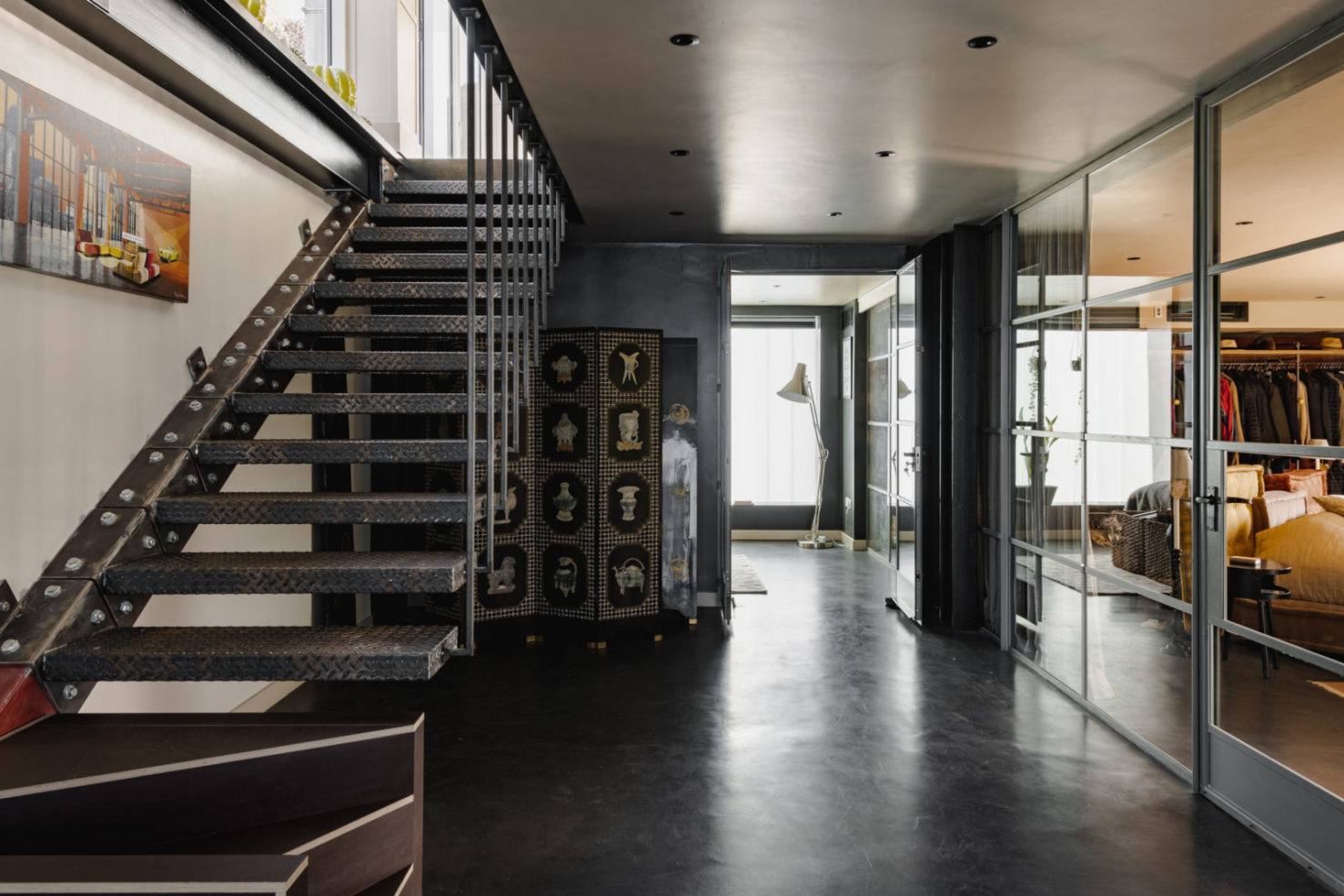 This vast factory conversion plays with scale in London’s Rotherhithe ...