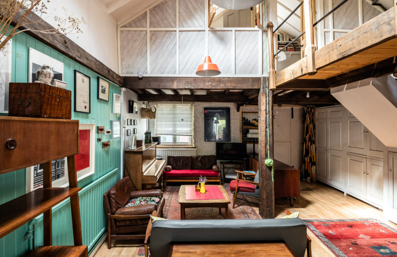 Inside a quirky stable conversion in South London - The Spaces