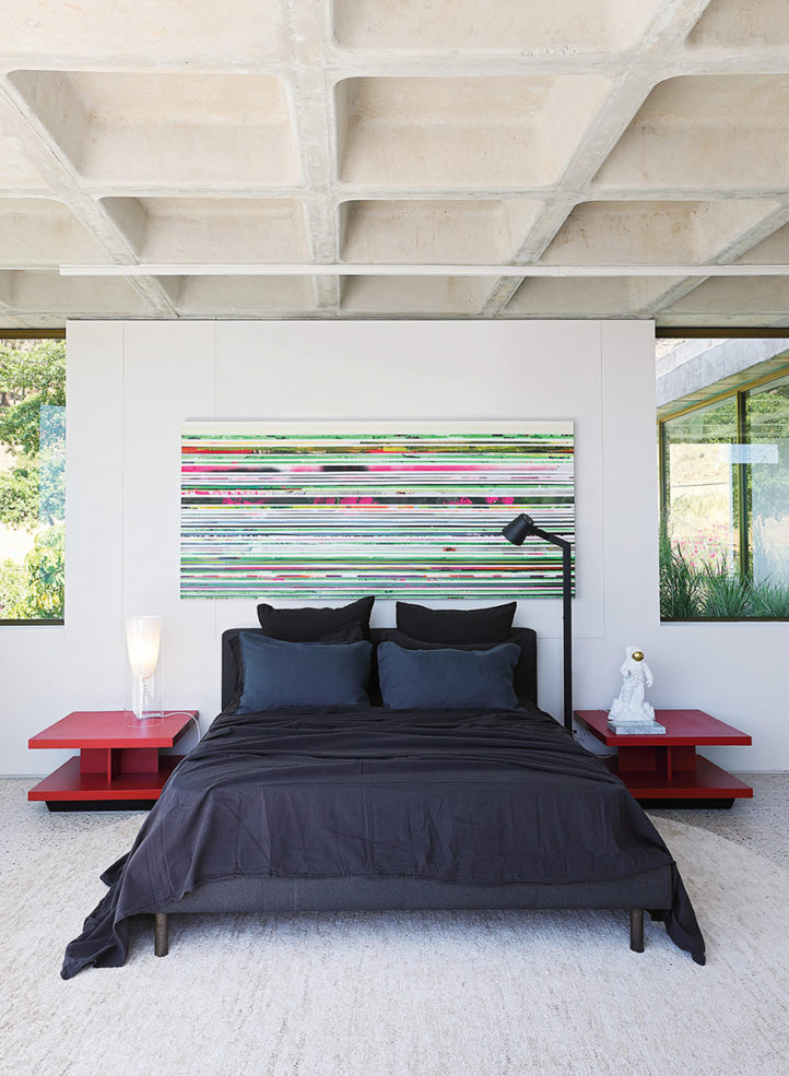 Tour two Brutalist Cape Town apartments by Malcolm Klûk and Christiaan ...