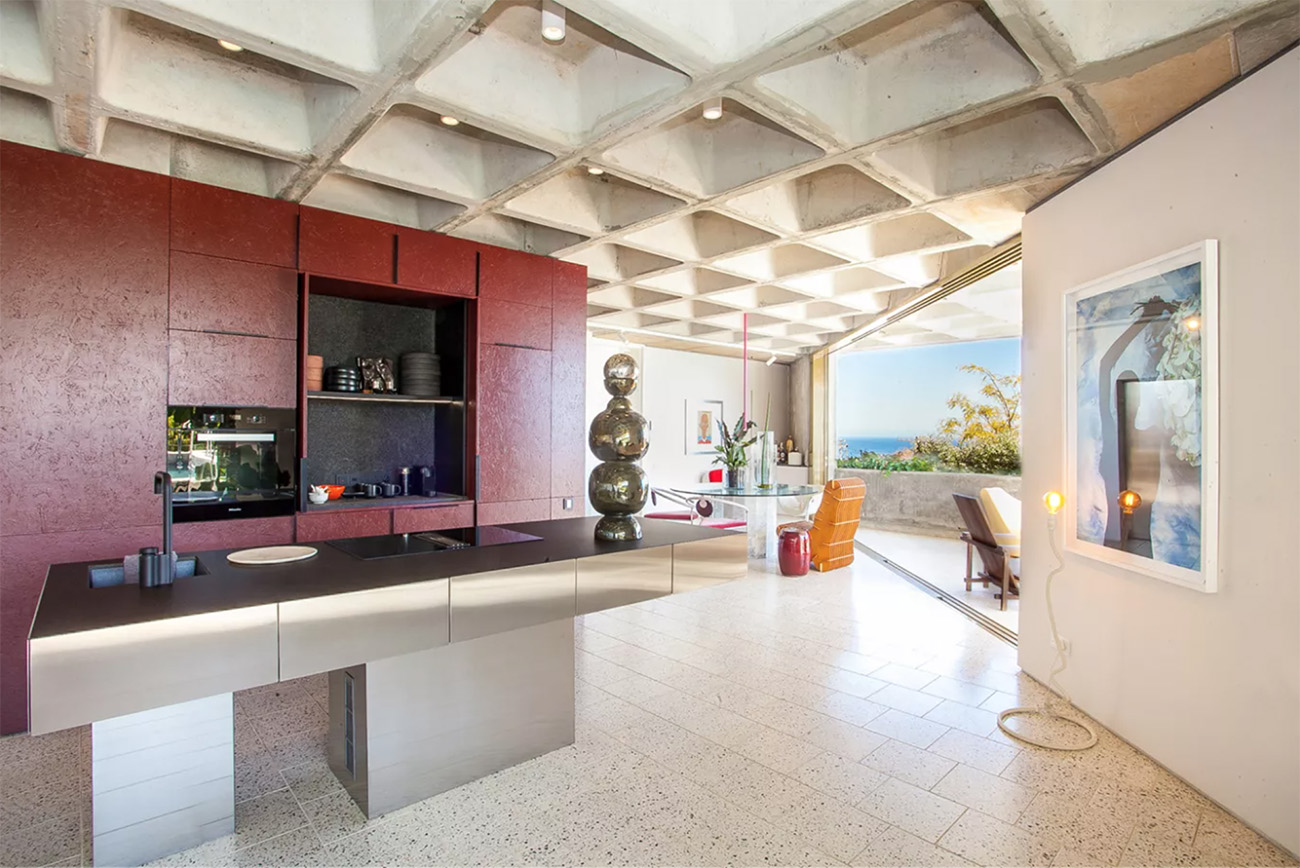 Tour two Brutalist Cape Town apartments by Malcolm Klûk and Christiaan ...