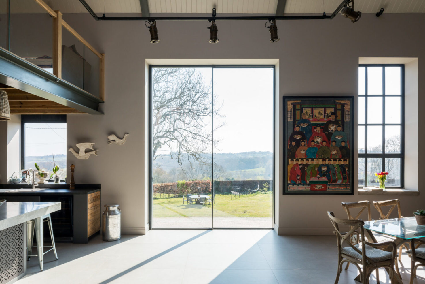The Glass Barn frames views of the east Sussex landscape - The Spaces