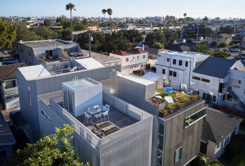 The award-winning Y House is up for sale in Los Angeles’s Venice - The ...