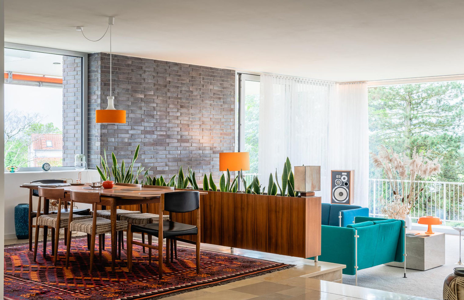 Bauhaus-style villa by Jan Lippert lists for €1.6m - The Spaces