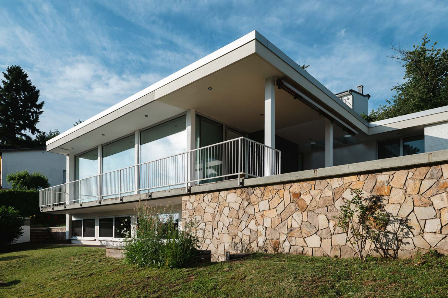 Bauhaus-style villa by Jan Lippert lists for €1.6m - The Spaces