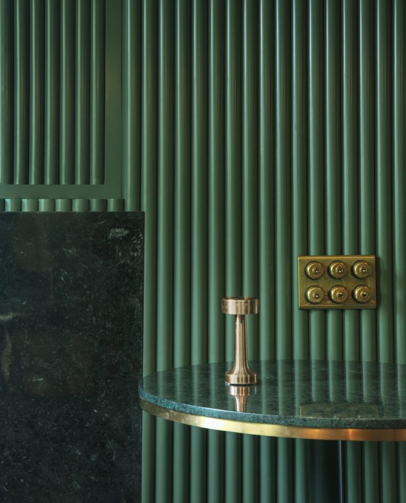 Punjab’s Elgin Cafe shimmers in emerald hues - The Spaces