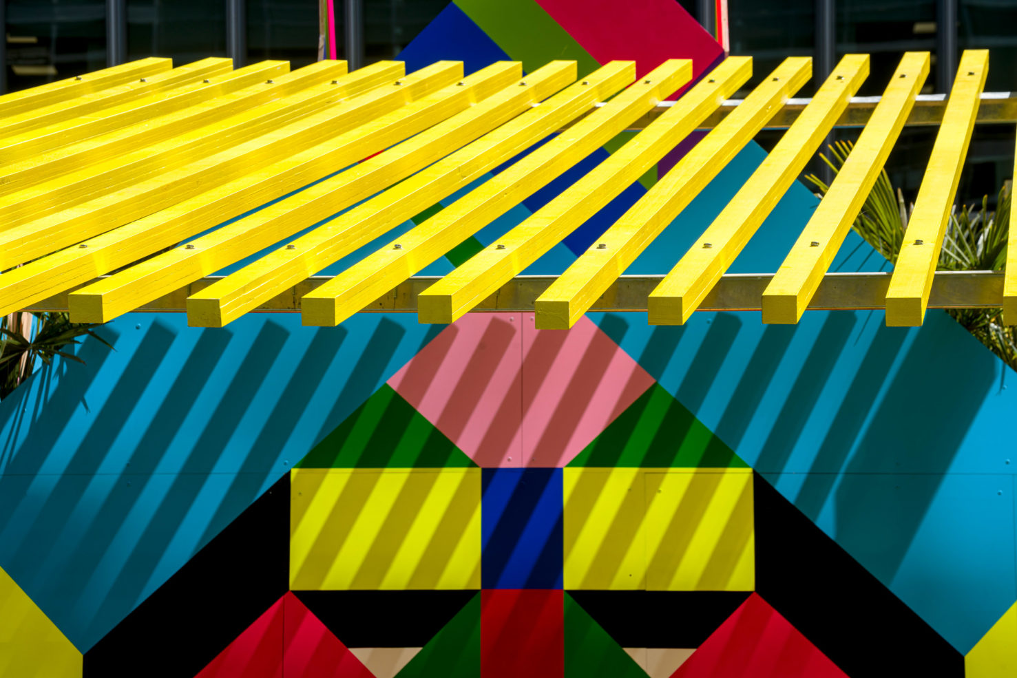 Morag Myerscough’s London pavilion brings a permanent sunrise to Canary ...