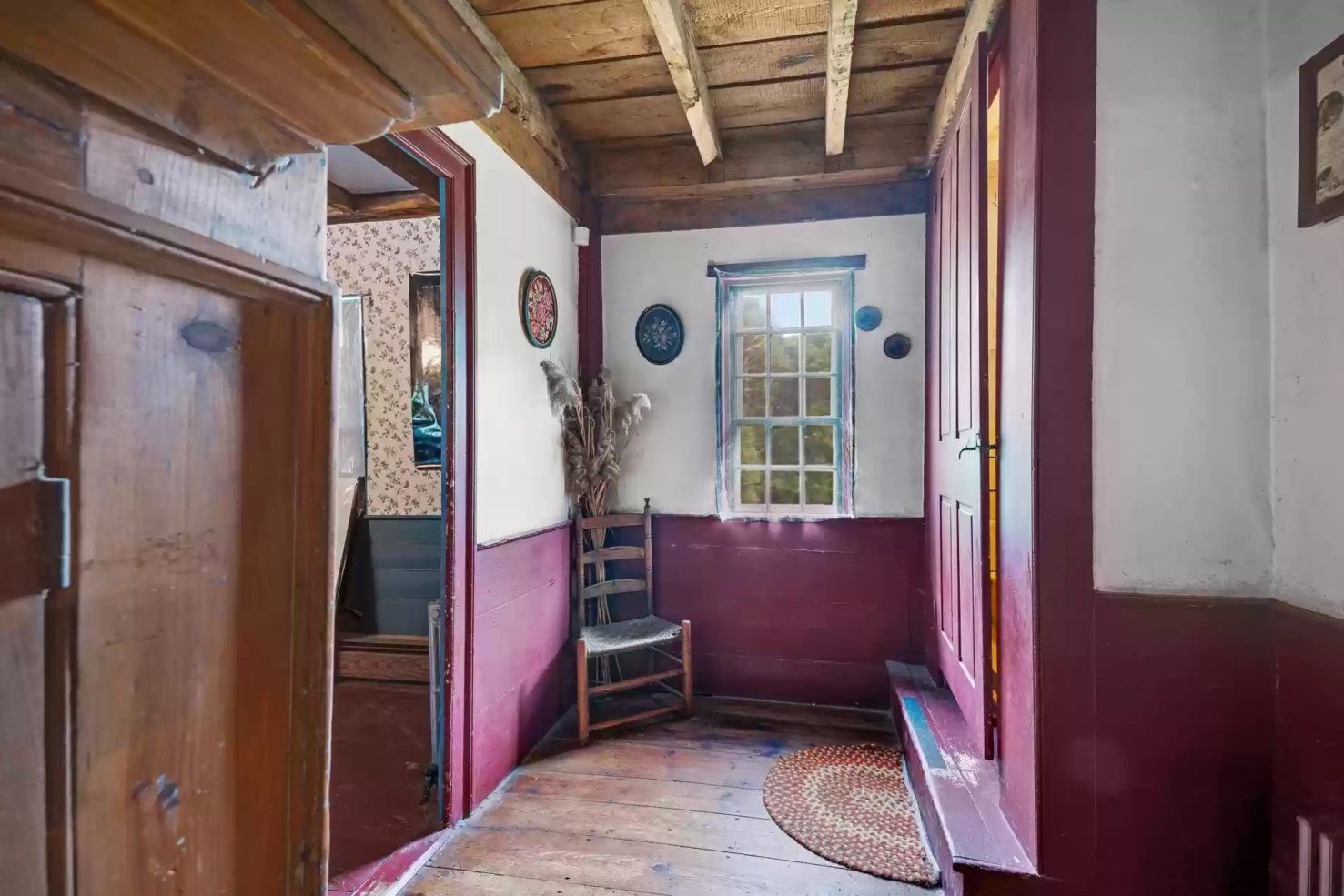 'The Conjuring' house is for sale in Rhode Island - The Spaces