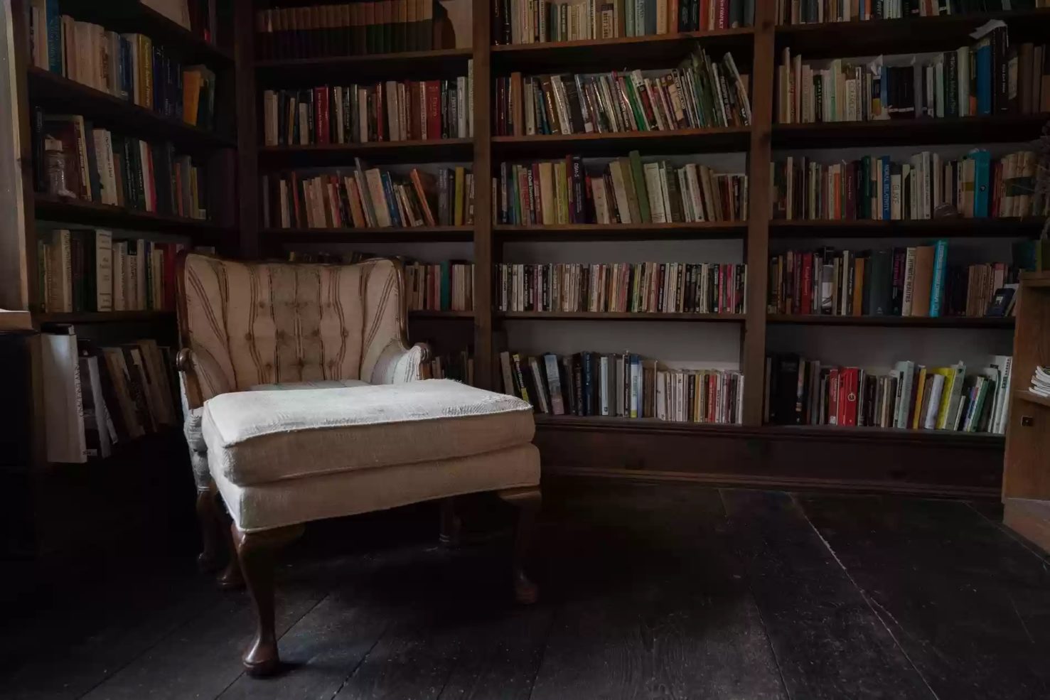 'The Conjuring' house is for sale in Rhode Island - The Spaces